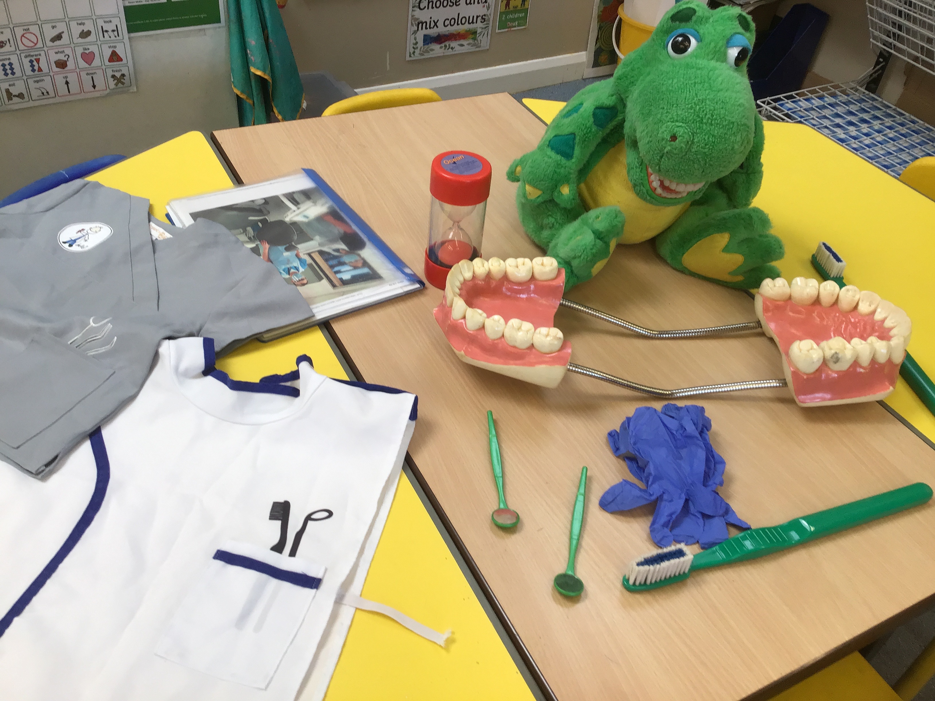 FSU have loved having Mr Teeth visit this week… | Woodmansey CE Primary ...